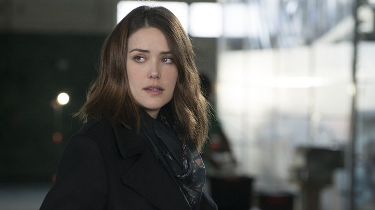 Blacklist actors: Megan Boone as Elizabeth Keen | shuffle » play